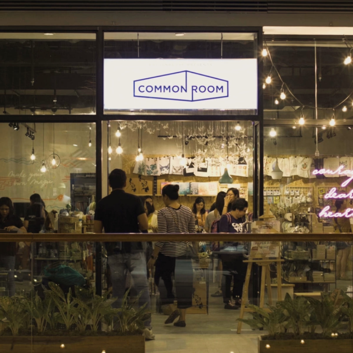 How to make Christmas shopping less stressful – Common Room PH
