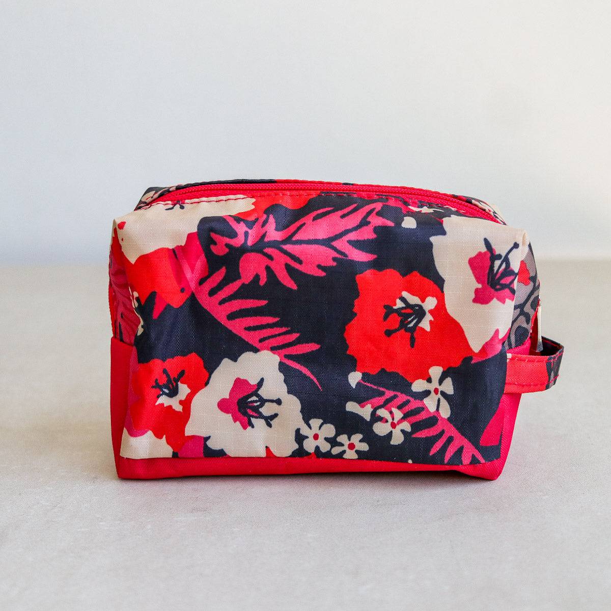 Pouch – Common Room PH