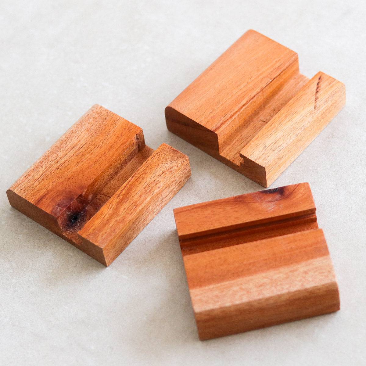 Plain Device Stand – Common Room PH